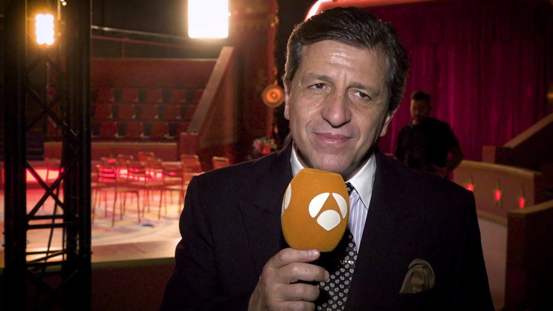 David Lorente nos habla de su personaje en 'Cristo y Rey': "La función de Paco es proteger a ...