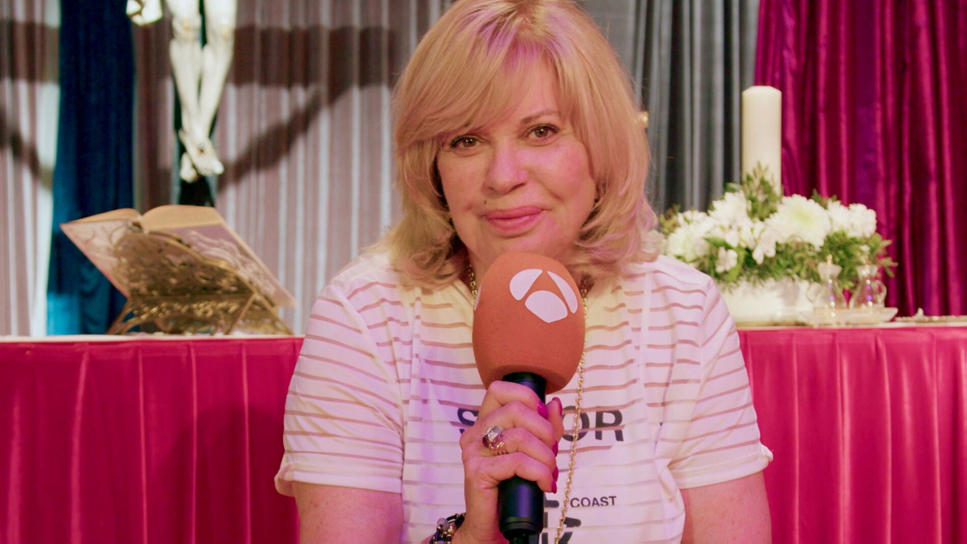 Bárbara Rey visita el rodaje de 'Cristo y Rey': "Me he emocionado mucho ...