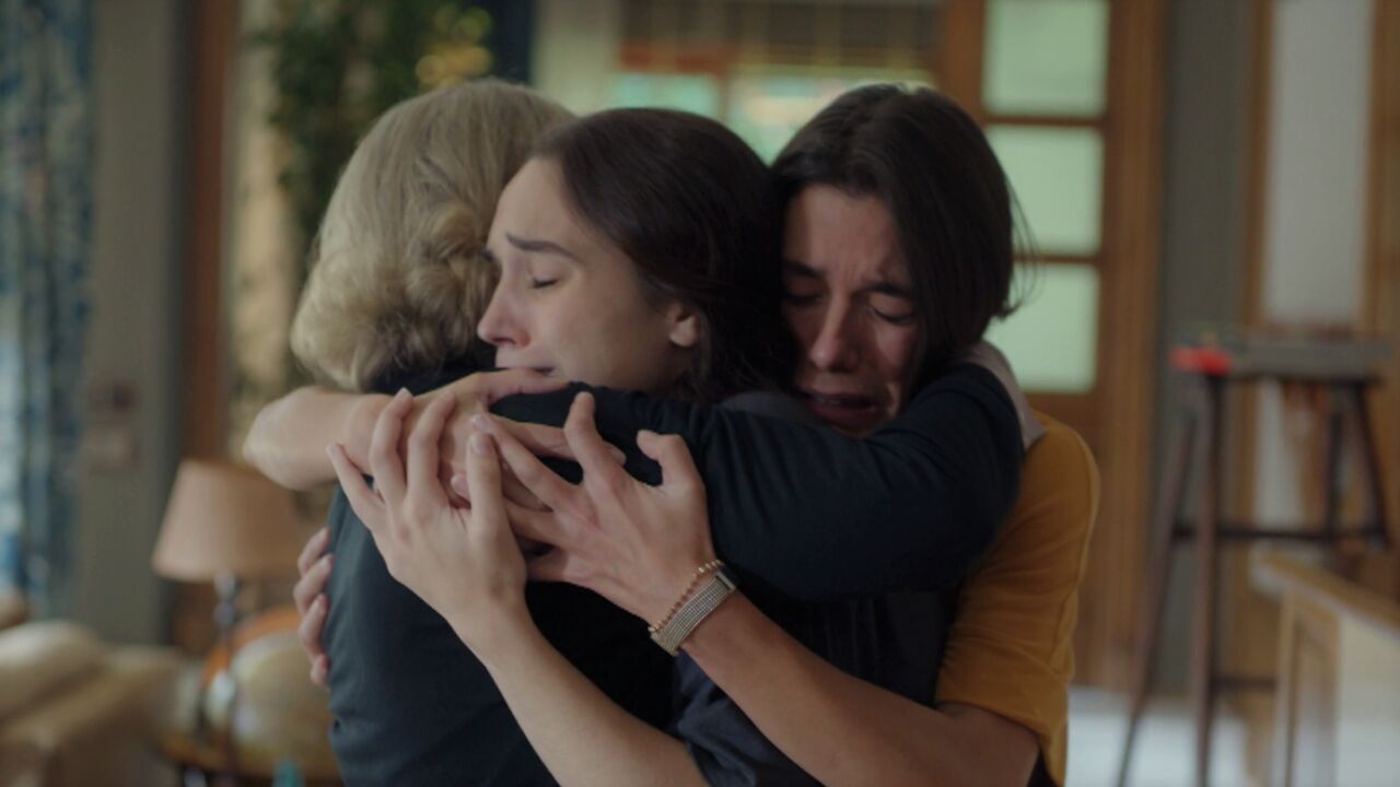 Alejandra, Maite y Olga descubren el gran secreto de Jaime