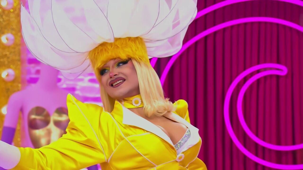 Margarita Kalifata, la tata “con tetas y sin toto”, llega al taller de ...